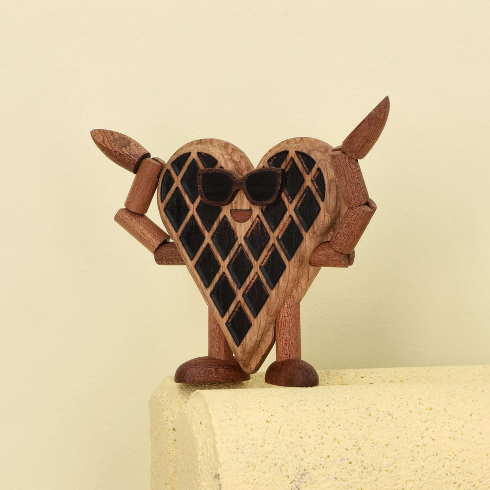 WENDY WAFFLE WOODIES - Everyday objects become funny characters - Thor